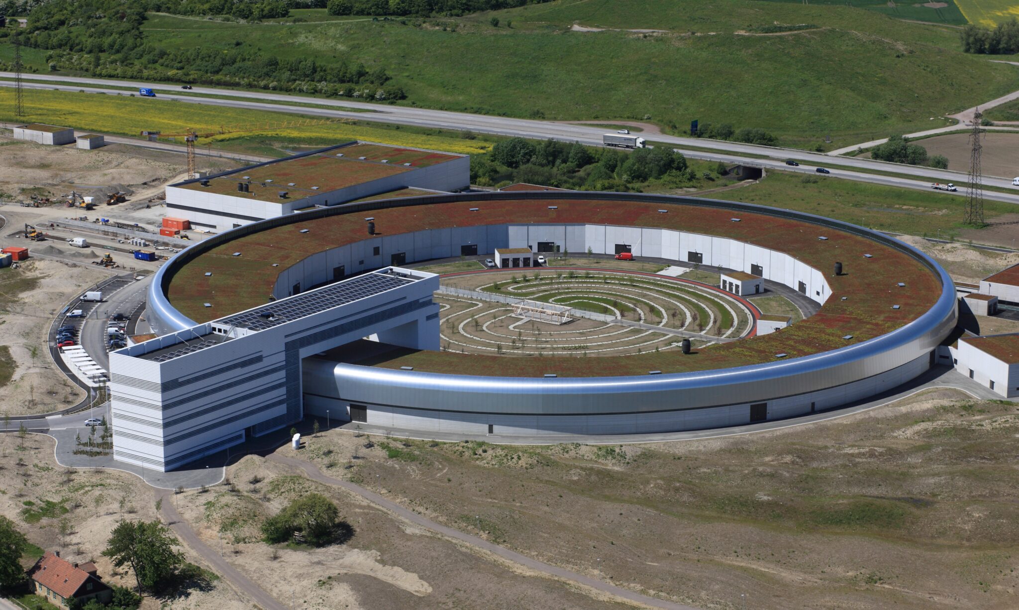 MAX IV Lab: A dream building for unique X-ray research - Nordic ...